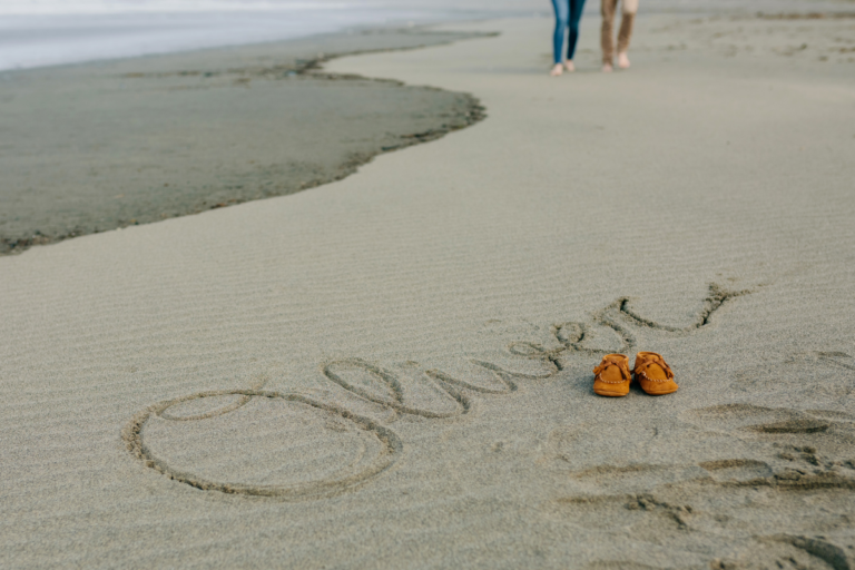 35 Beach Pregnancy Photoshoot Ideas for Your Maternity Photo – My ...